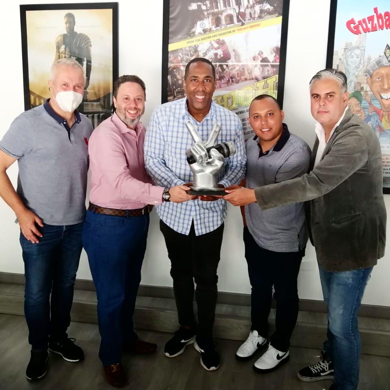 Henry Jiménez productor musical de "The Voice Dominicana" - MinayaPR